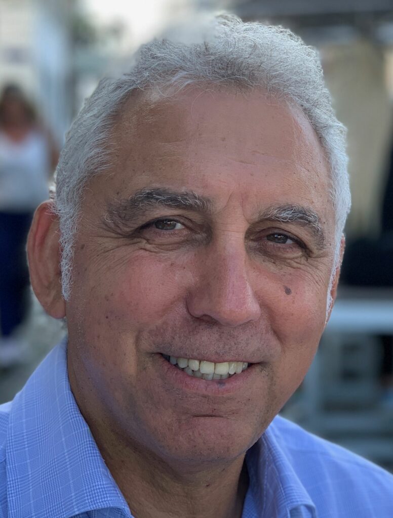 Howard Stupp - Swiss School of Business and Management Geneva